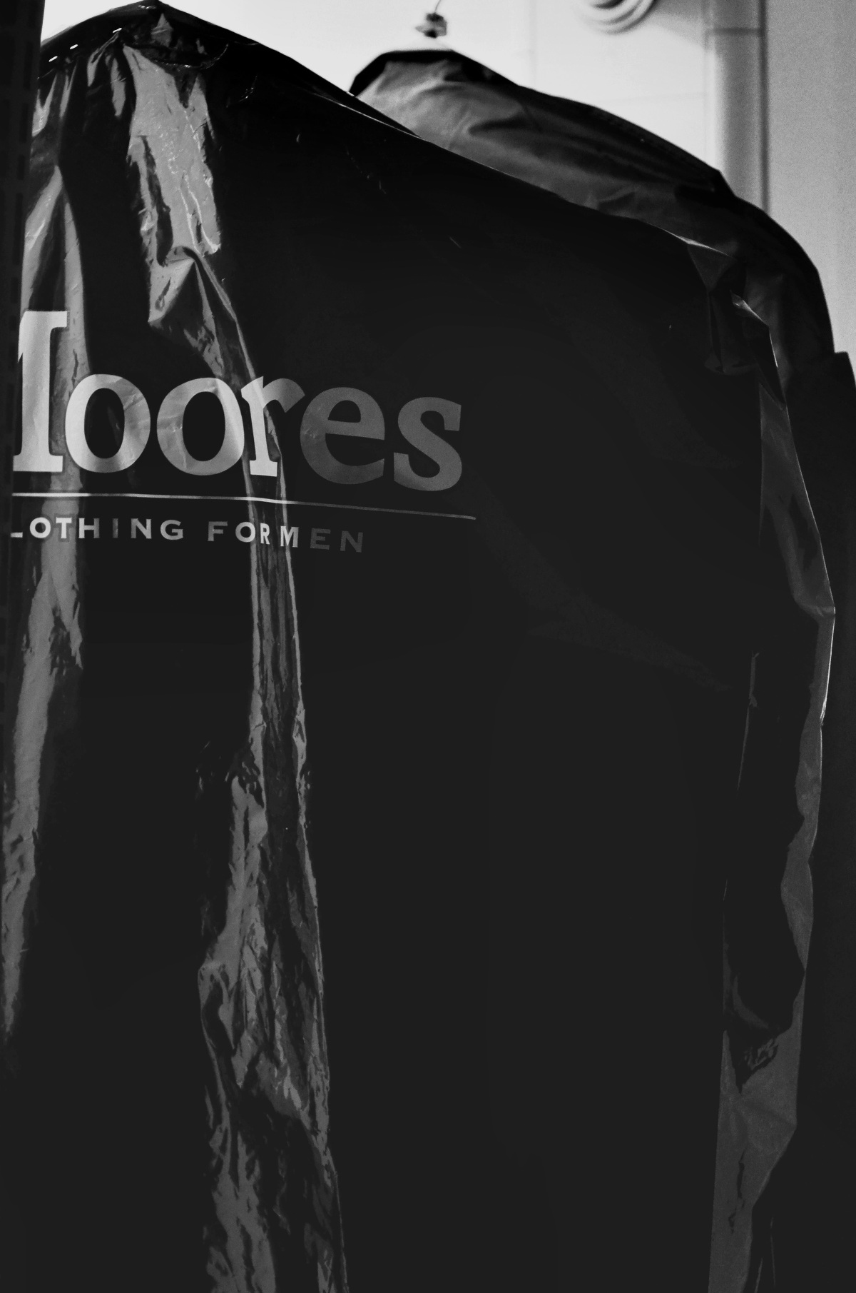 Shauna + Evan {A Rock & Roll Themed Wedding} Minnekhada Lodge | Poco ...